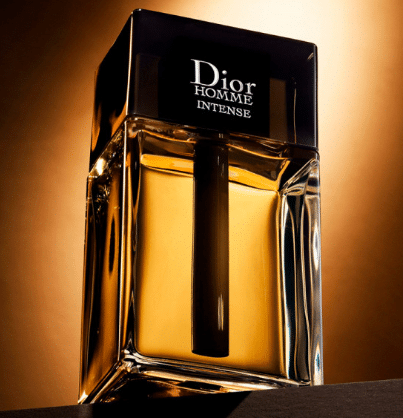 Top 7 Best Cologne Bottle Designs For Men - Men's Fragrance Bottle ...